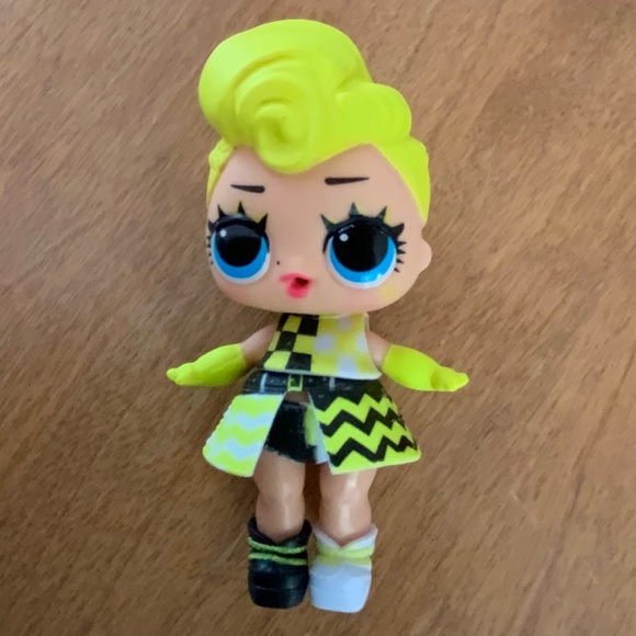 MGA Entertainment | Toys | Lol Surprise Dance Dance Mc Mc Pose Color ...